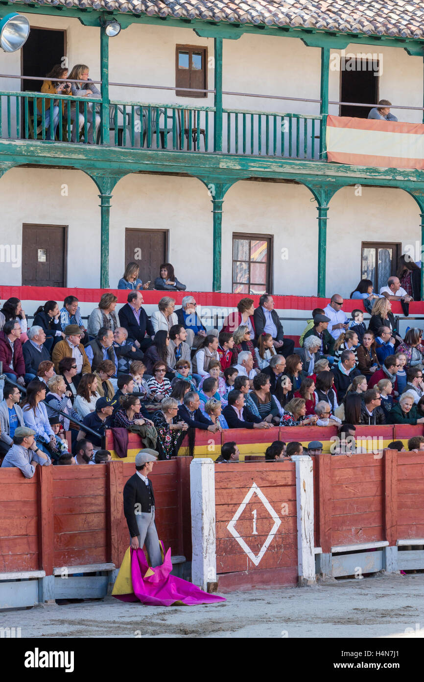Bullfighting in madrid plaza mayor hi-res stock photography and images ...