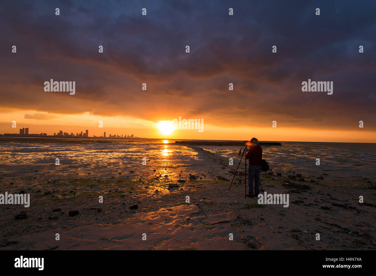 Witnessing the beautiful winter sunset of Bahrain Stock Photo - Alamy