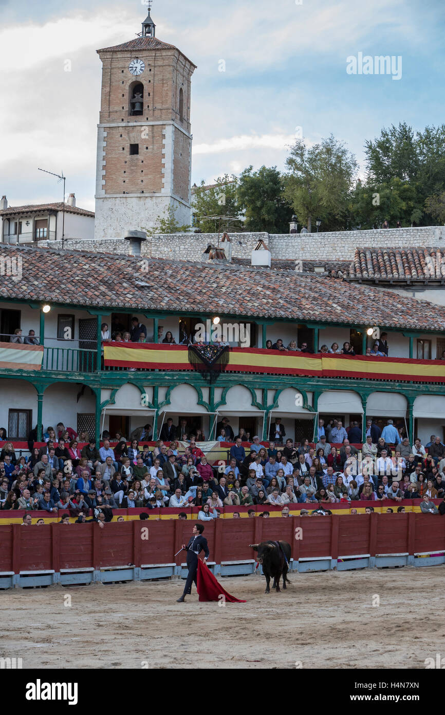Bullfighting in madrid plaza mayor hi-res stock photography and images ...