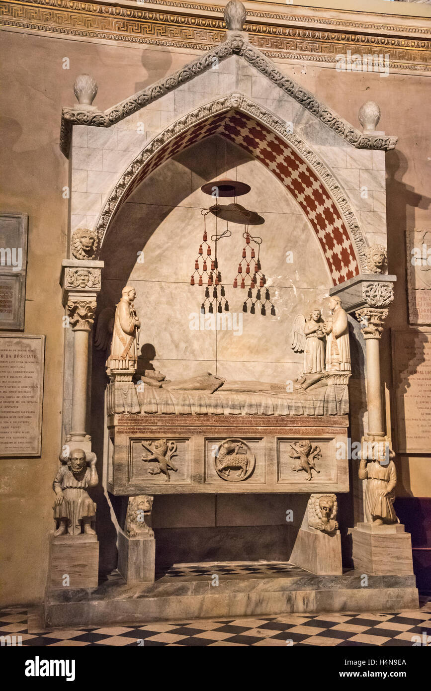 Church visitor inside europe hi-res stock photography and images - Alamy