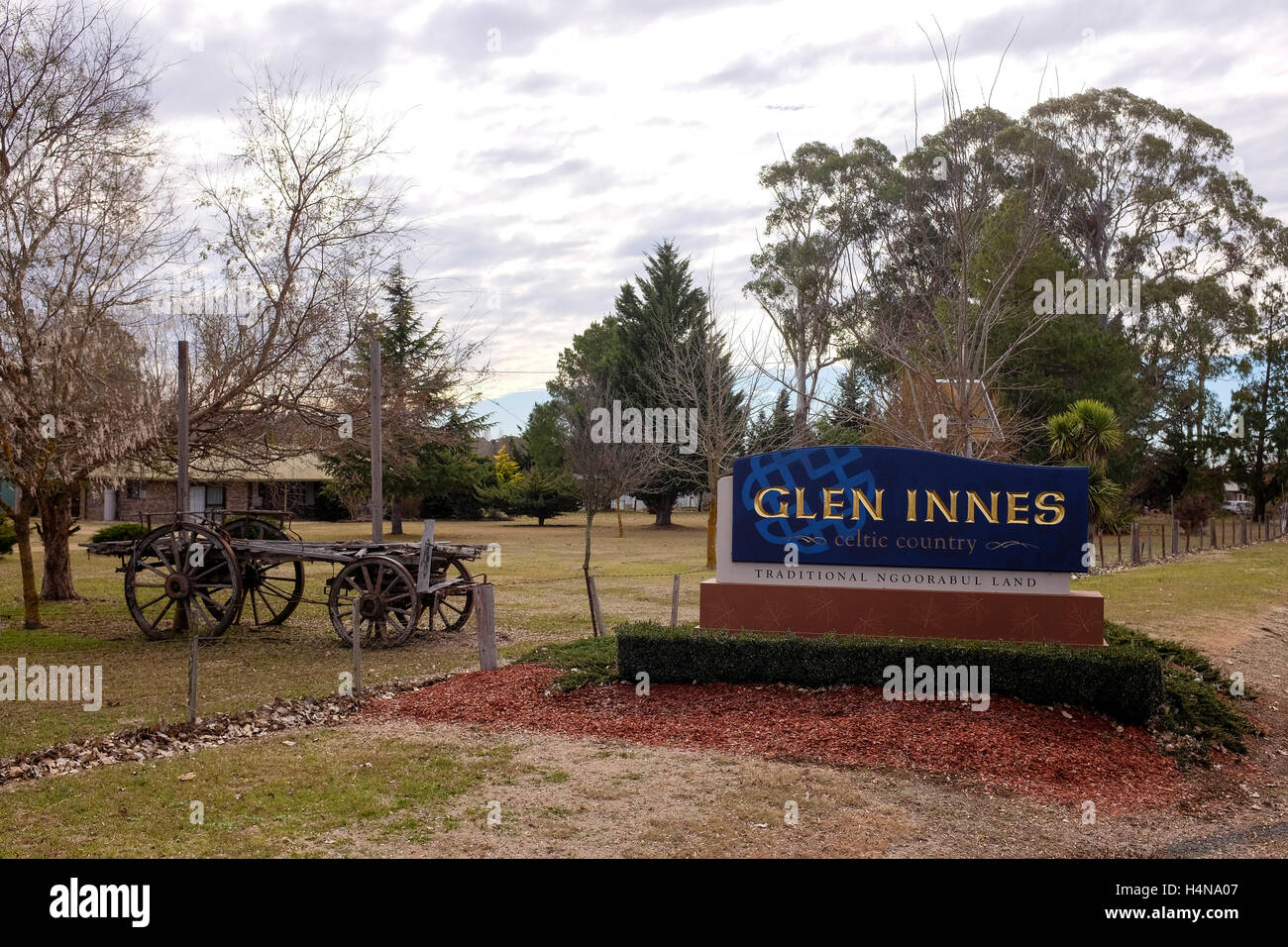 Welcome sign at the entrance to Glen Innes in new england in northern ...