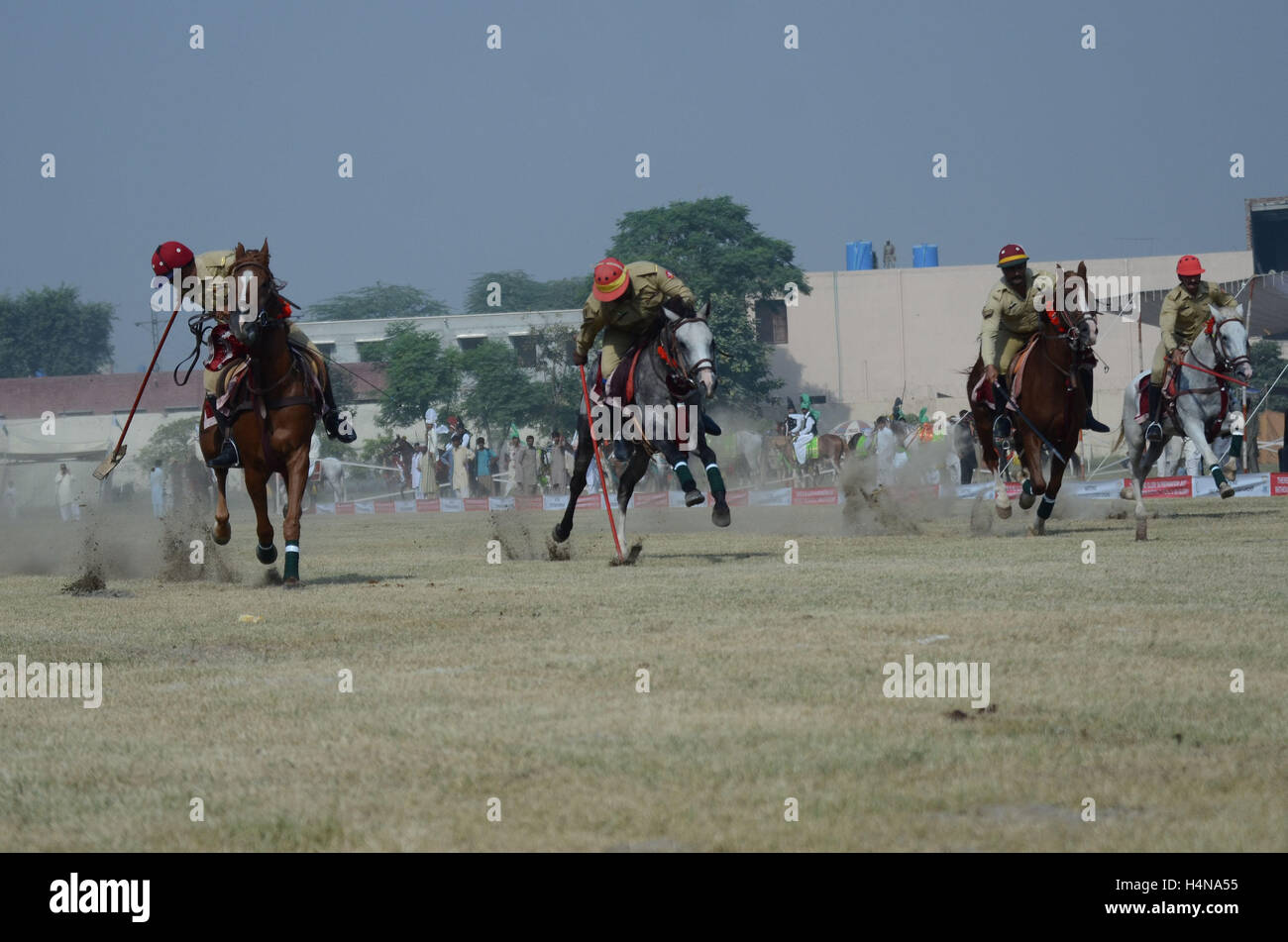 Lahore, Pakistan. 17th Oct, 2016. Pakistani horse rider player in ...