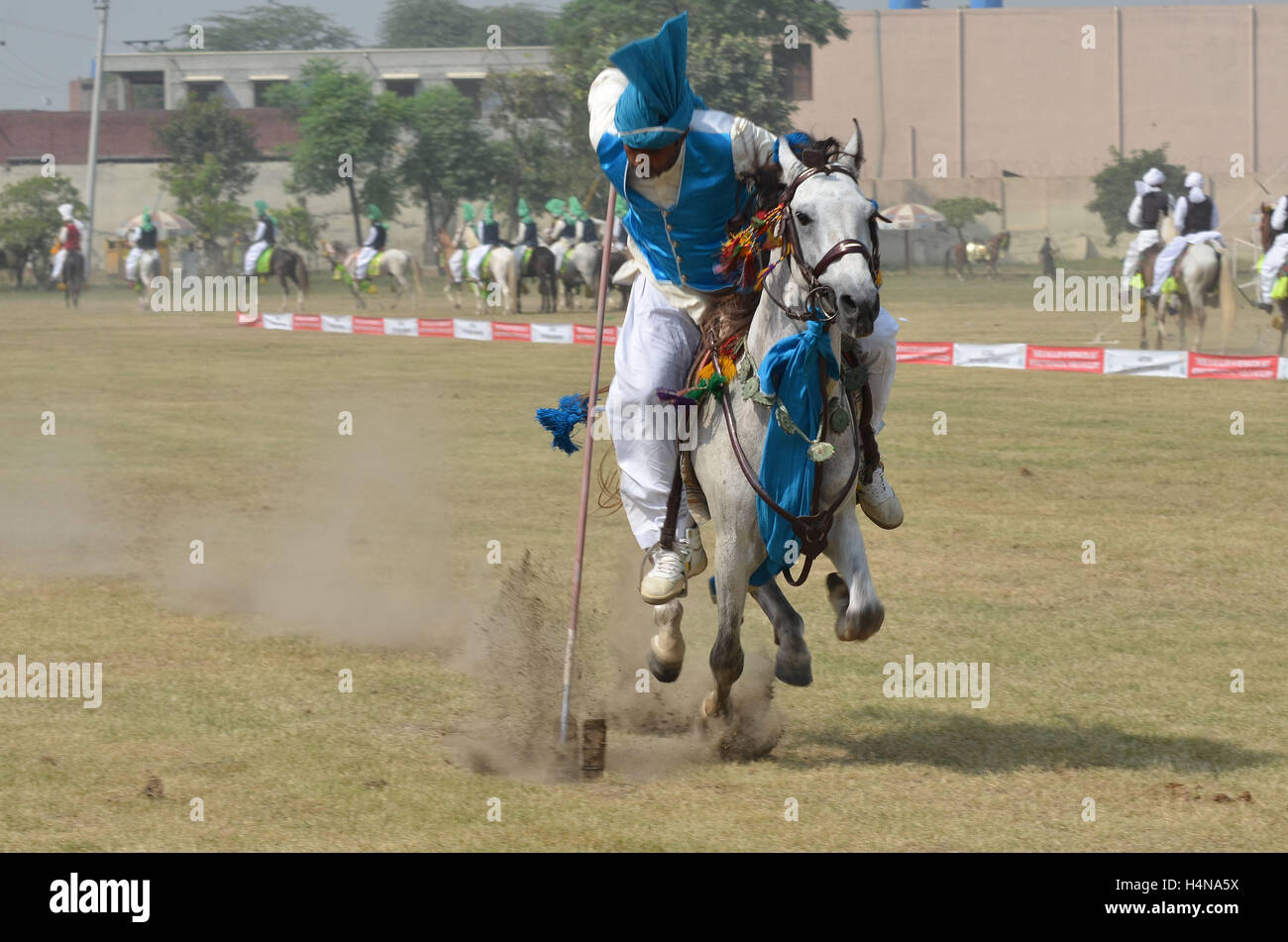 Lahore, Pakistan. 17th Oct, 2016. Pakistani horse rider player in ...