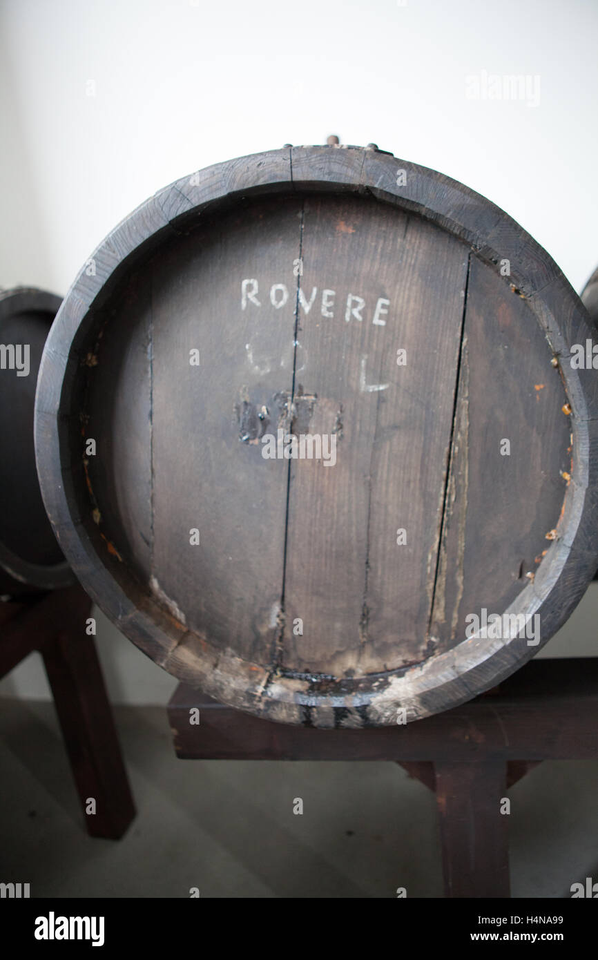 Barrel production process hi-res stock photography and images - Alamy