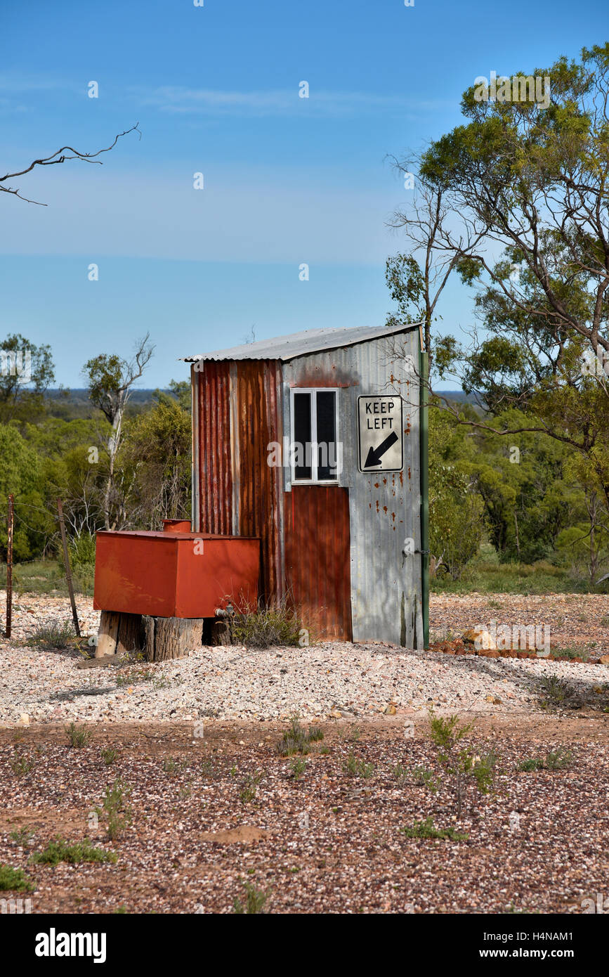 Outback toilet hi-res stock photography and images - Alamy