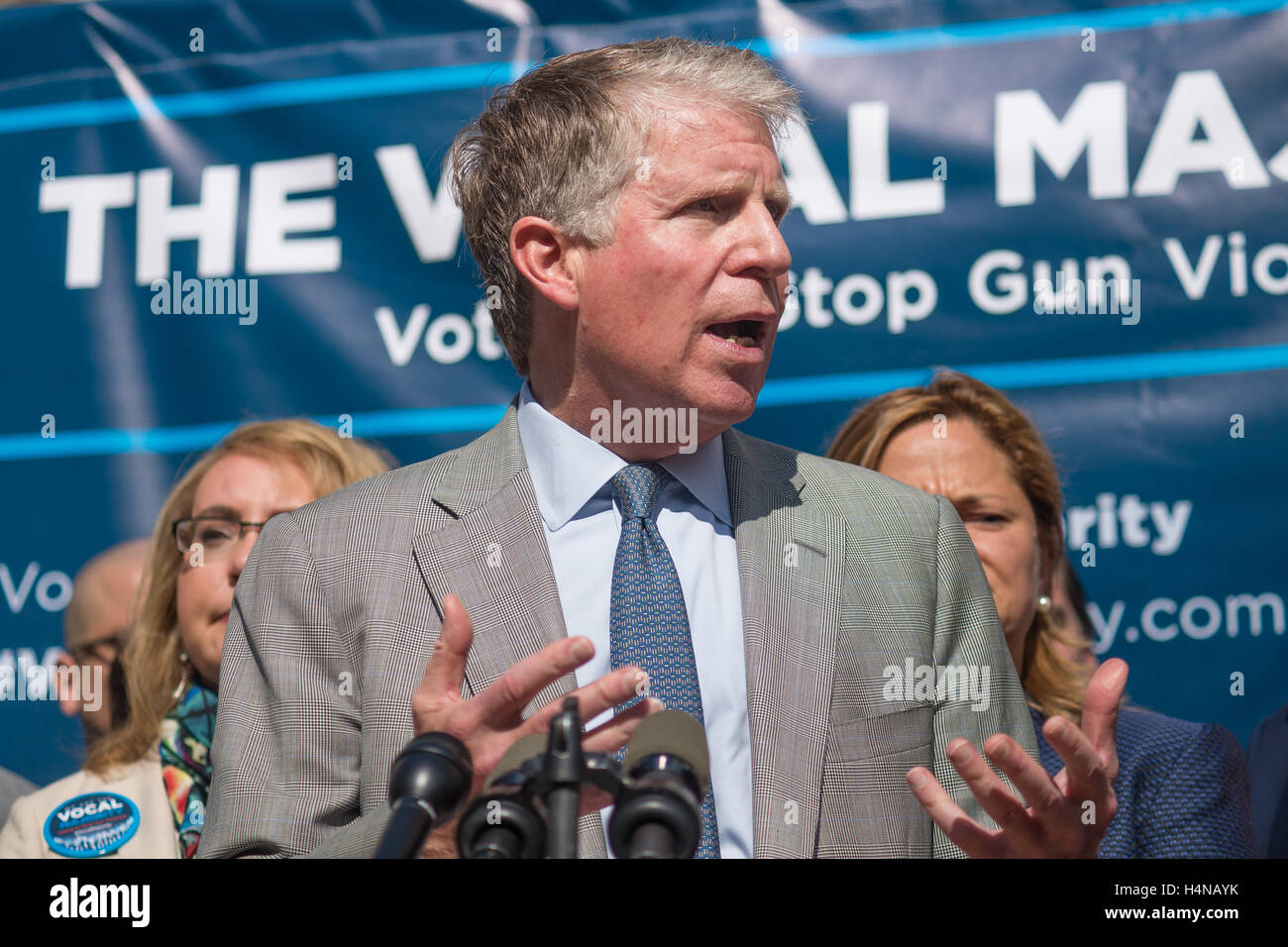 New York, United States. 17th Oct, 2016. Manhattan District Attorney Cy ...