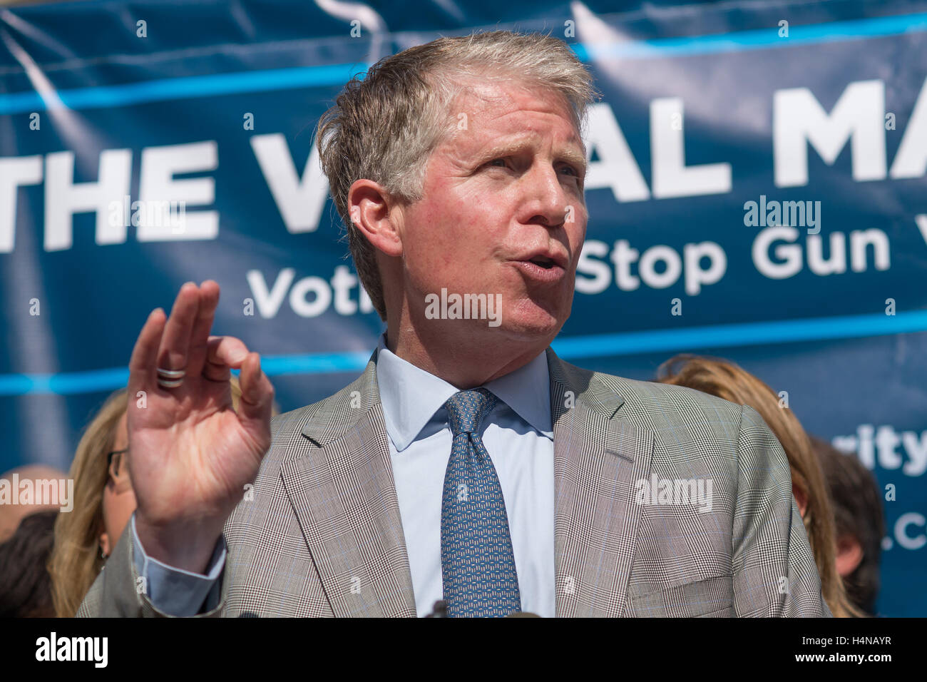 Mark vance hi-res stock photography and images - Alamy