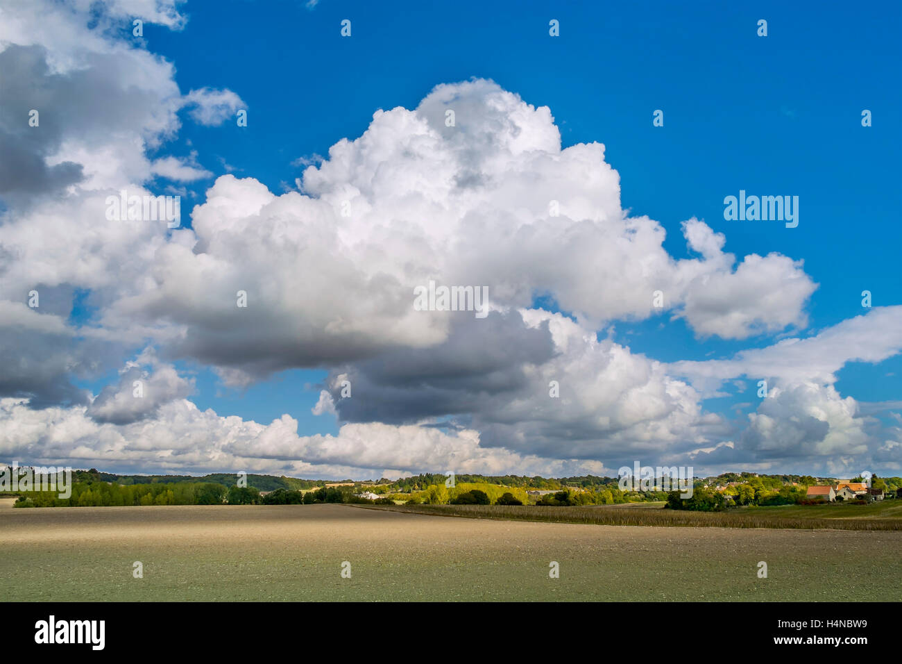 Cumulonimbus Calvus High Resolution Stock Photography and Images - Alamy