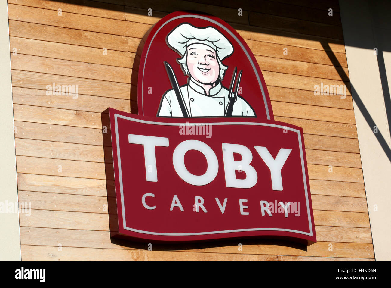 Toby Carvery sign, Braintree, Essex Stock Photo - Alamy
