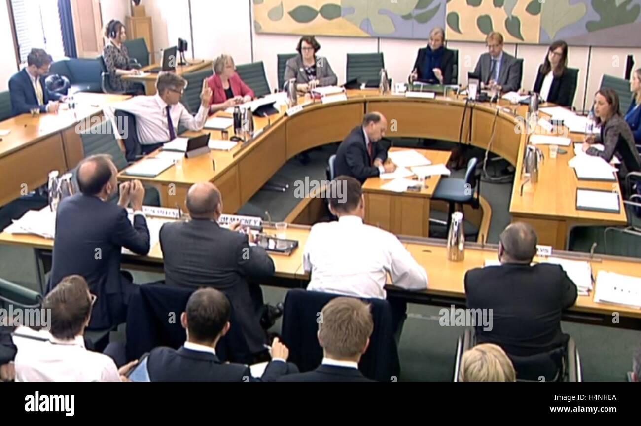 (left to right backs to camera) Simon Stevens, Chief Executive of NHS ...