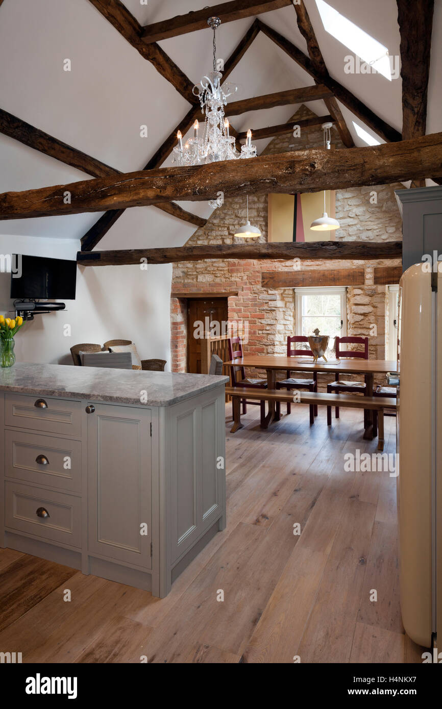 Kitchen features hi-res stock photography and images - Alamy