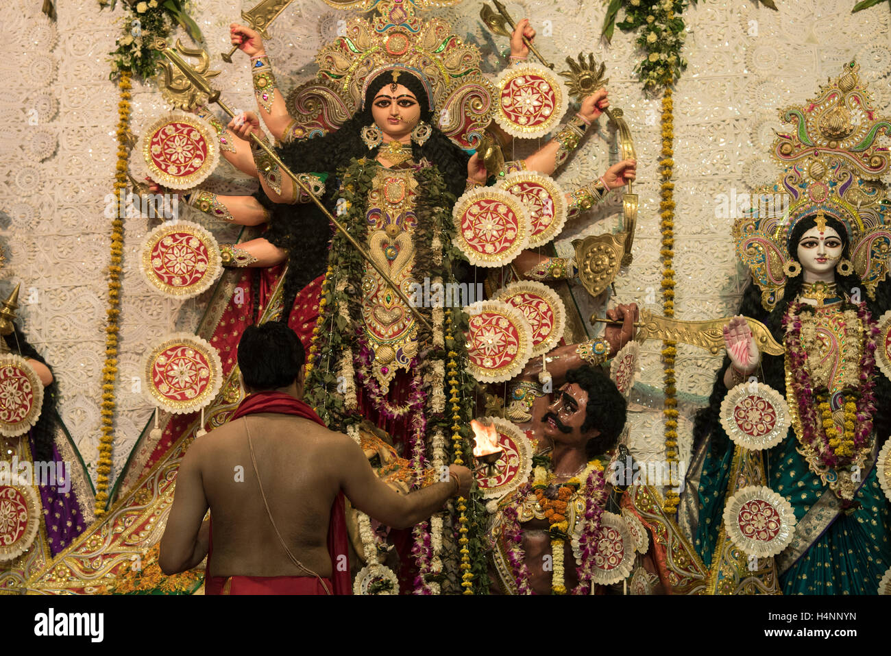 Devi aarti hi-res stock photography and images - Alamy