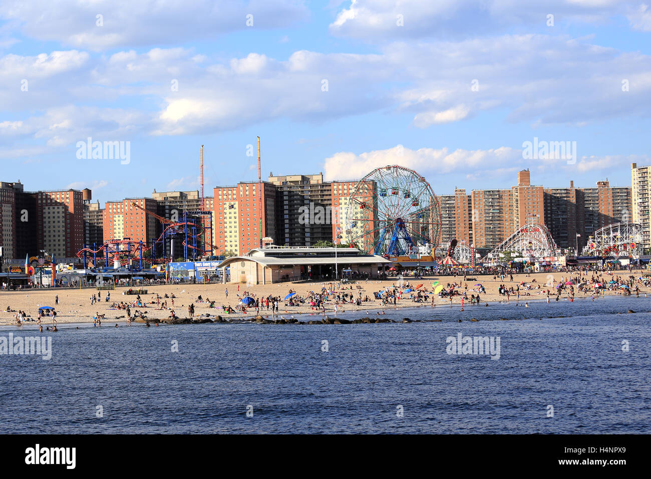 Bathing swimming coney island hi-res stock photography and images - Alamy