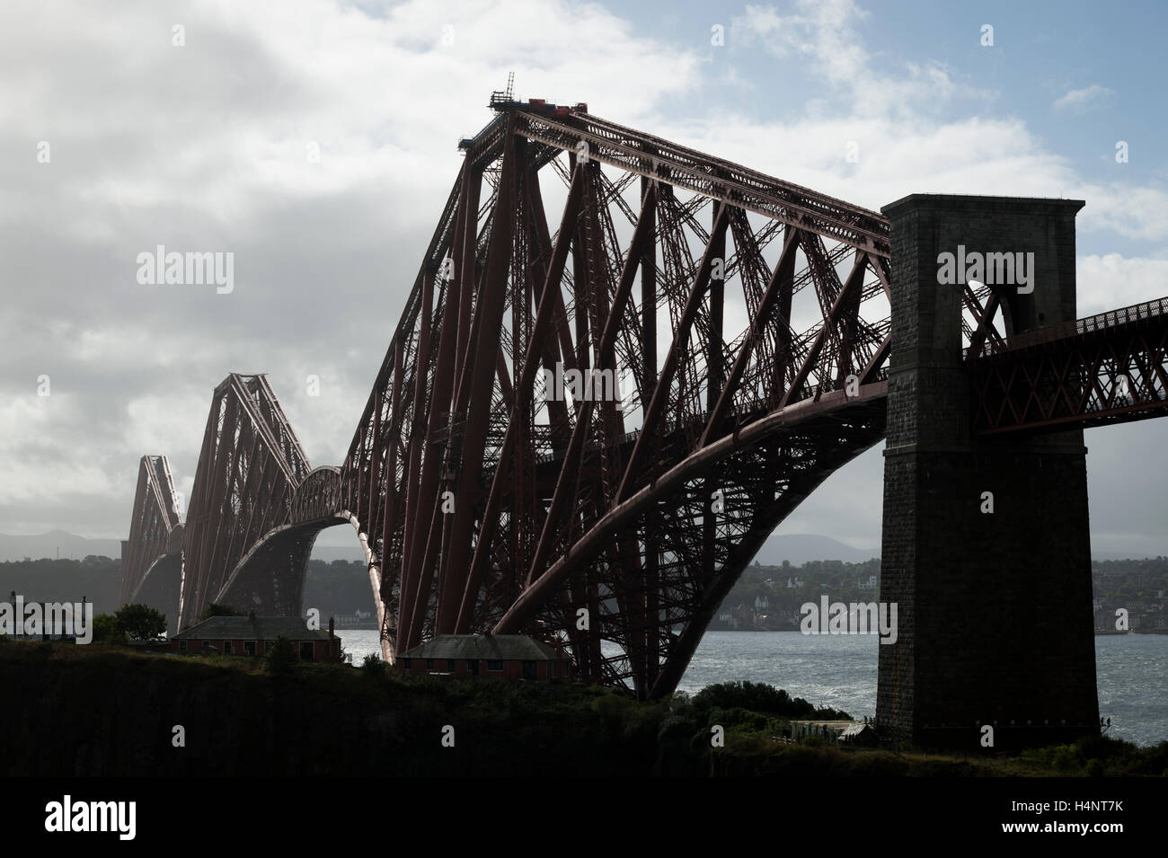 The Forth Rail Bridge, North Queensferry, Fife, Scotland Stock Photo ...