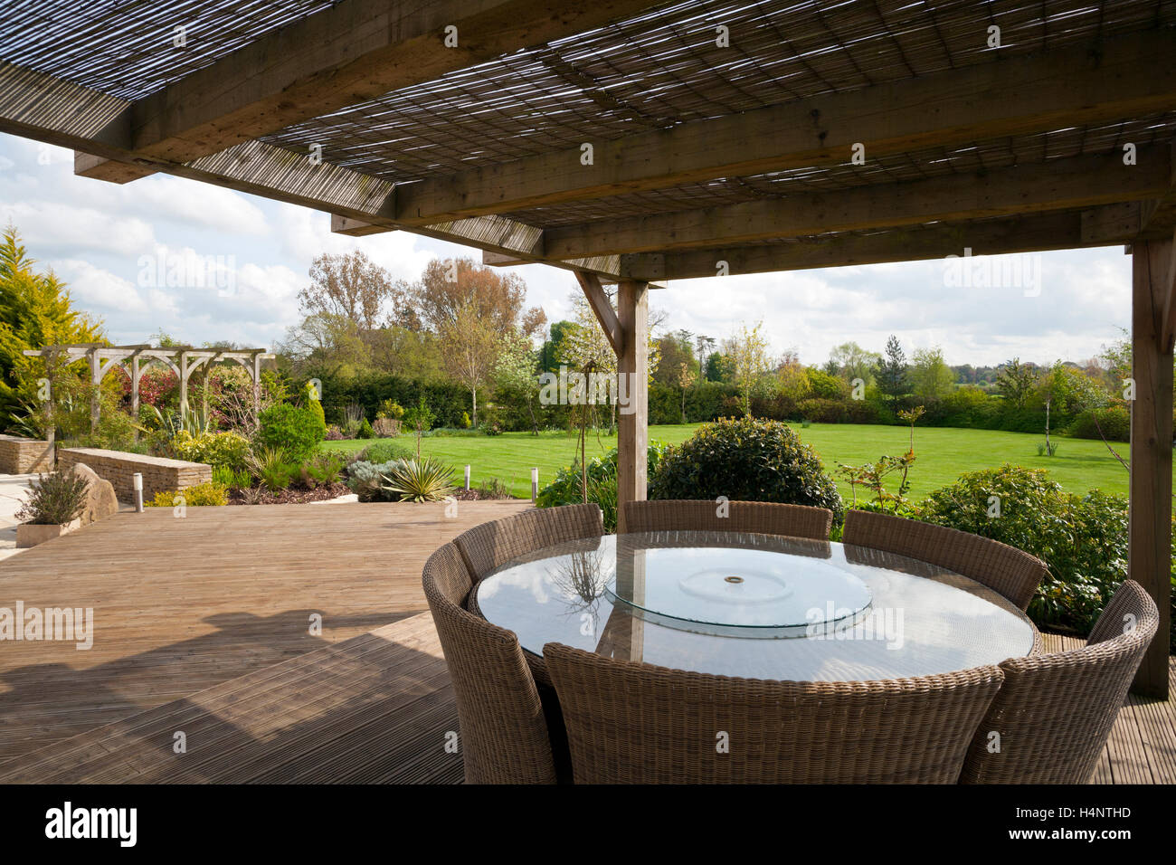 Seating Area Garden High Resolution Stock Photography and Images - Alamy