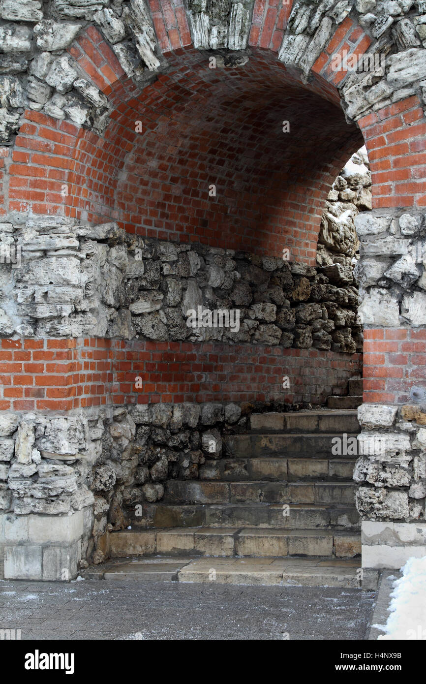 Classical stone arch with steps Stock Photo - Alamy