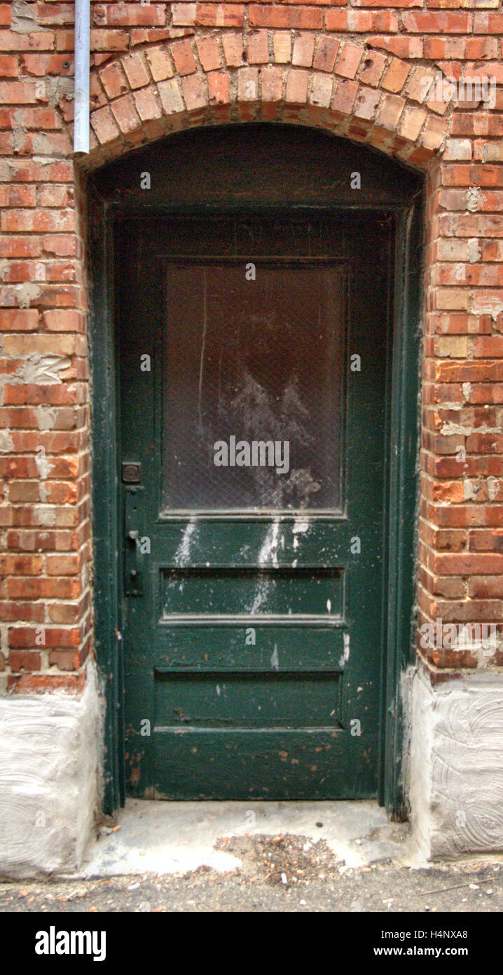 Doors of rural and urban buildings Stock Photo - Alamy