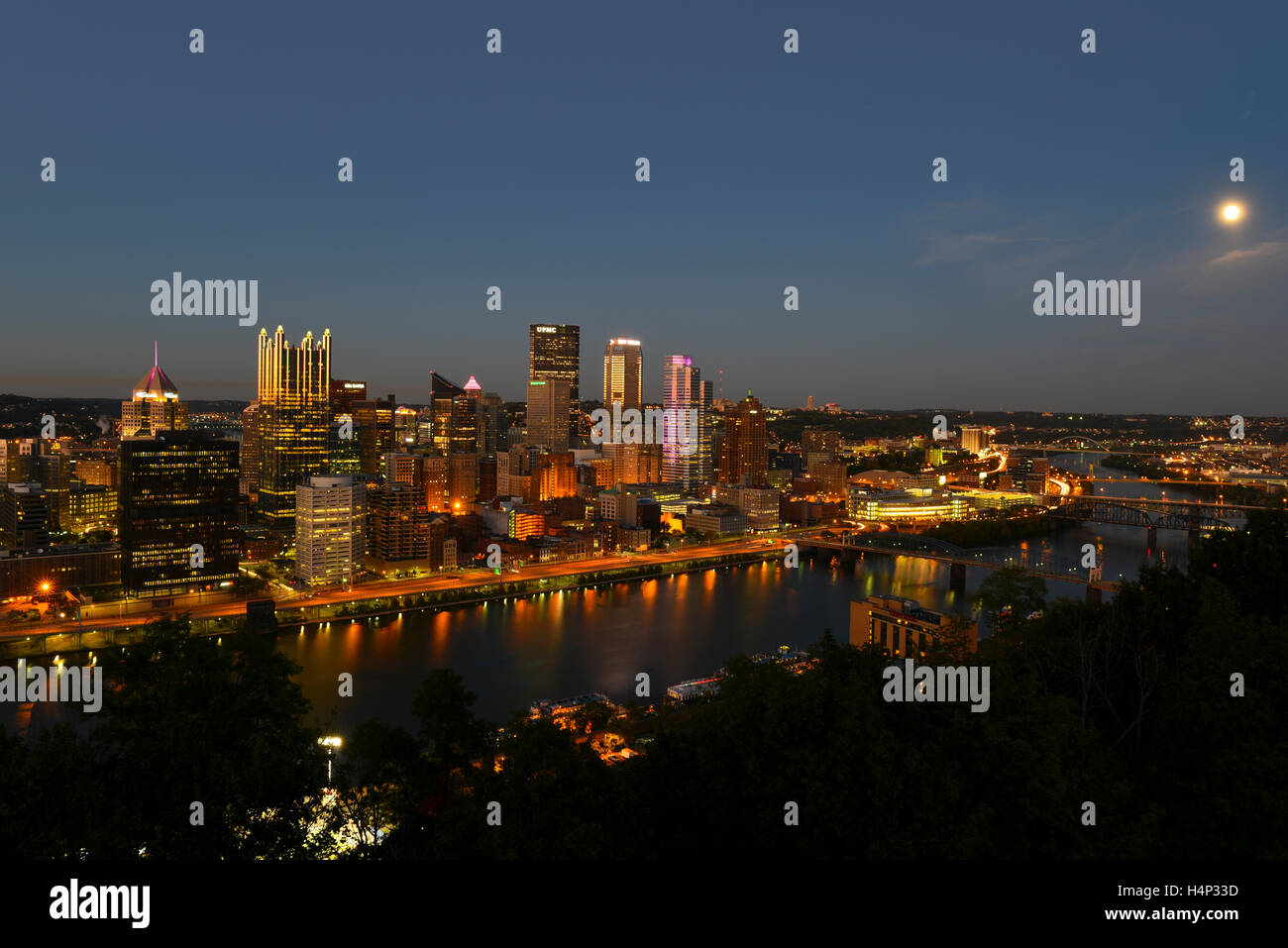 USA Pittsburgh PA Pennsylvania Skyline at dusk night building highrise ...