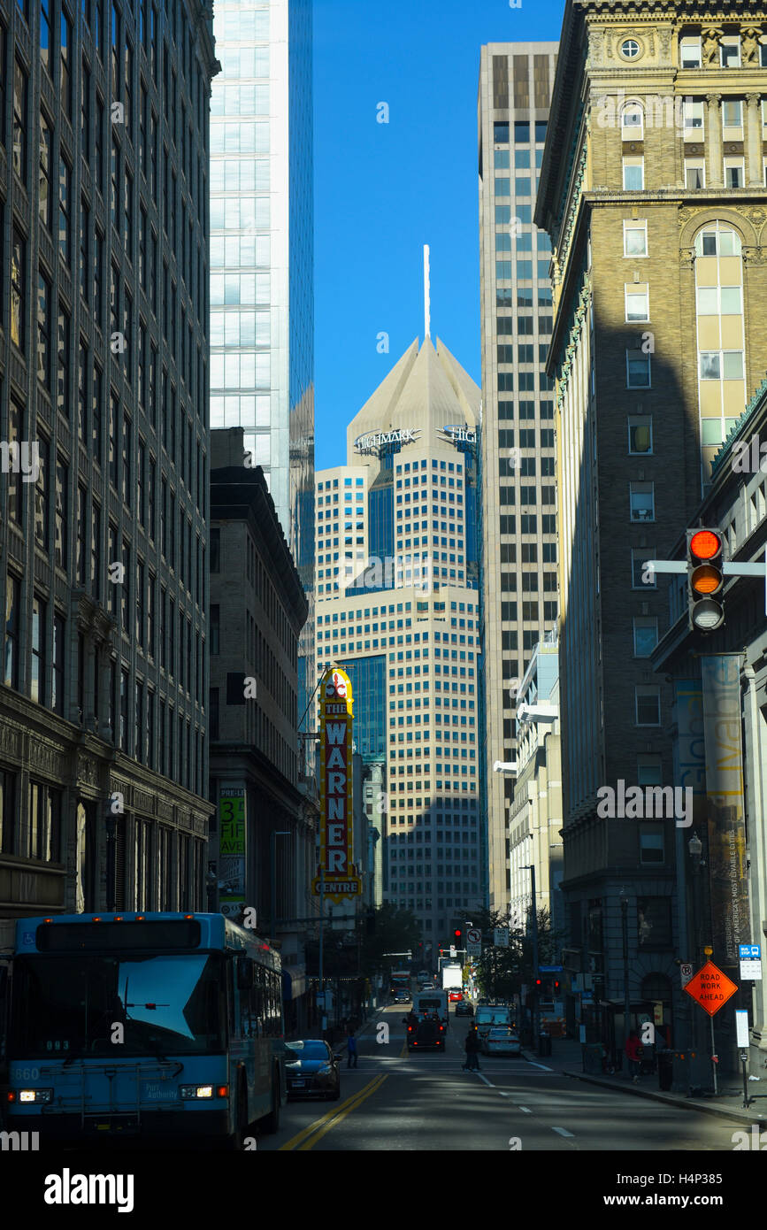 Pittsburgh pa bus hi-res stock photography and images - Alamy
