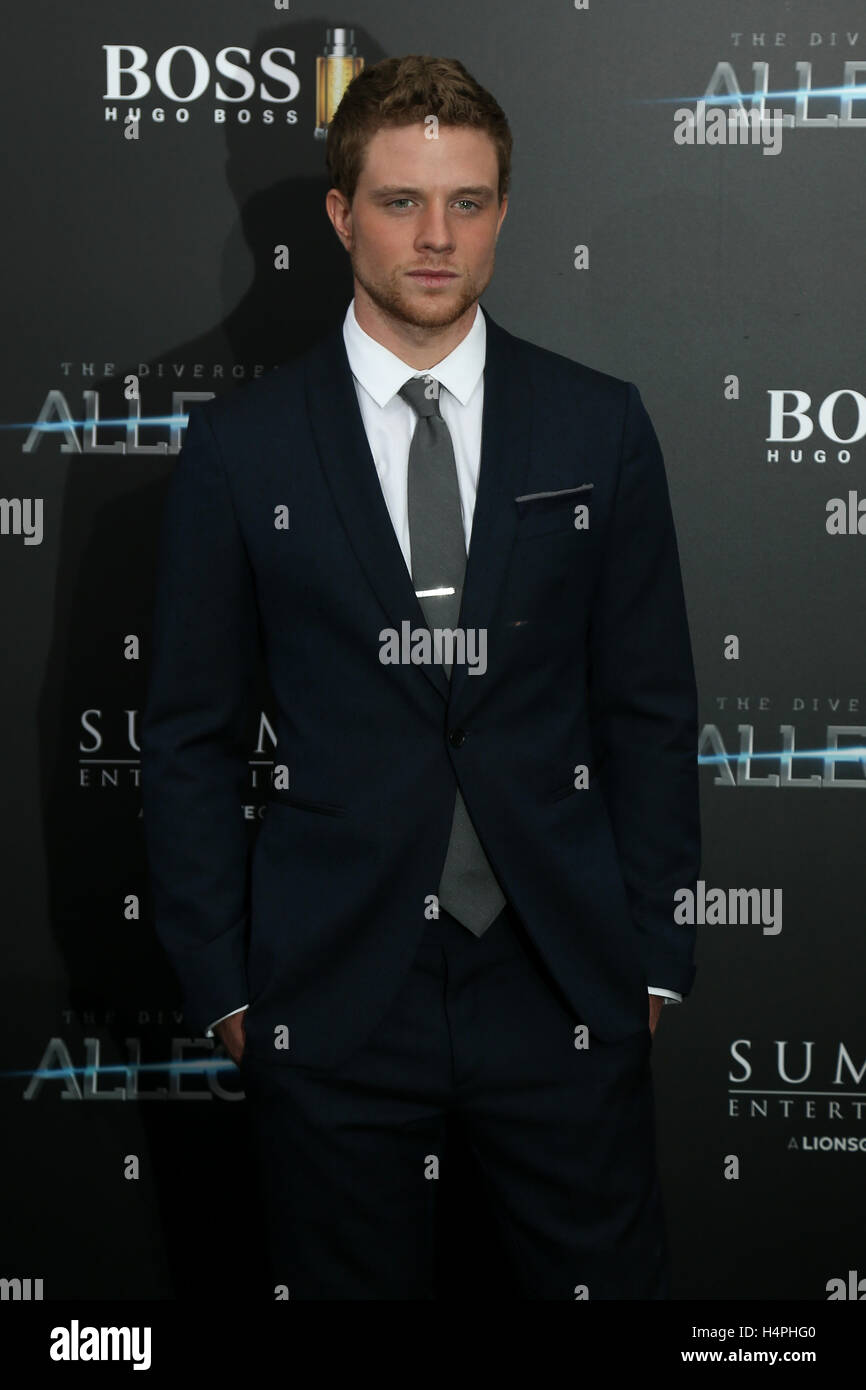 NEW YORK-MAR 14: Actor Jonny Weston attends 'The Divergent Series ...