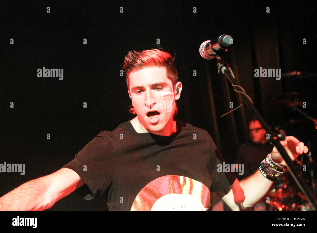 SAN FRANCISCO, CA - OCT 26: Lead vocalist Nicholas Petricca of Walk the ...