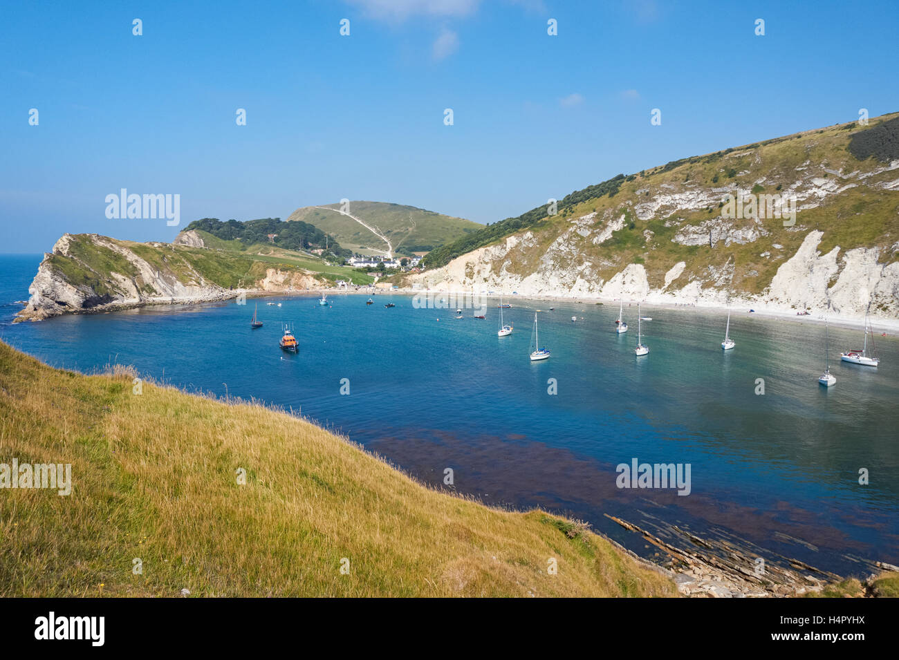 Lulworth cove hi-res stock photography and images - Alamy