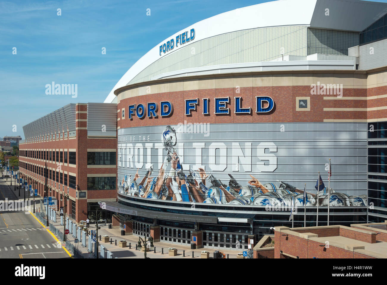 Ford field lions hi-res stock photography and images - Alamy
