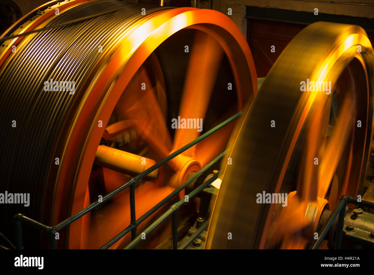 CABLE DRUM DRIVE DUQUESNE INCLINE(©DUQUESNE HEIGHTS INCLINE ...