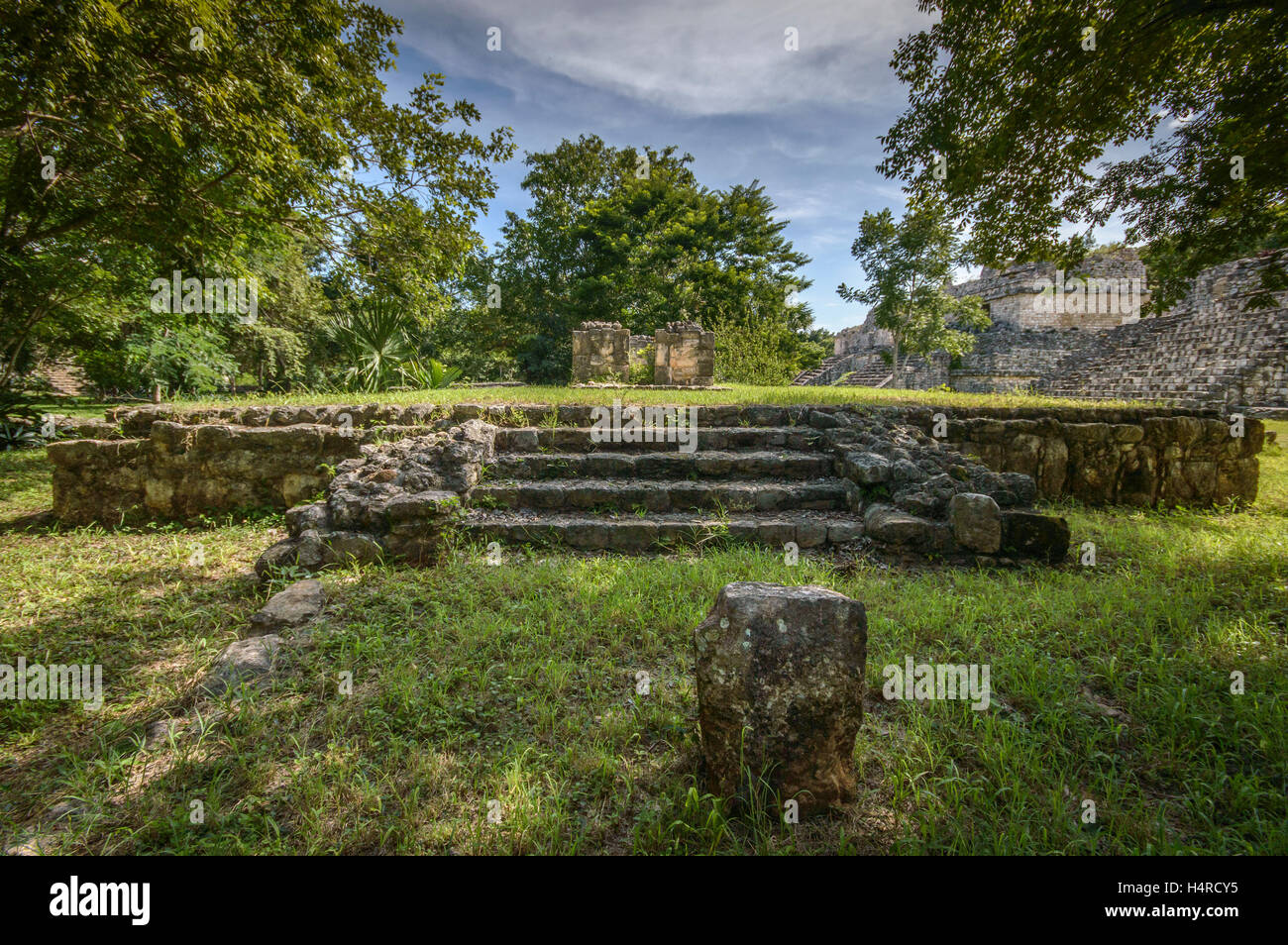 Mayan structure in Ek Balam, Yucatan Stock Photo - Alamy