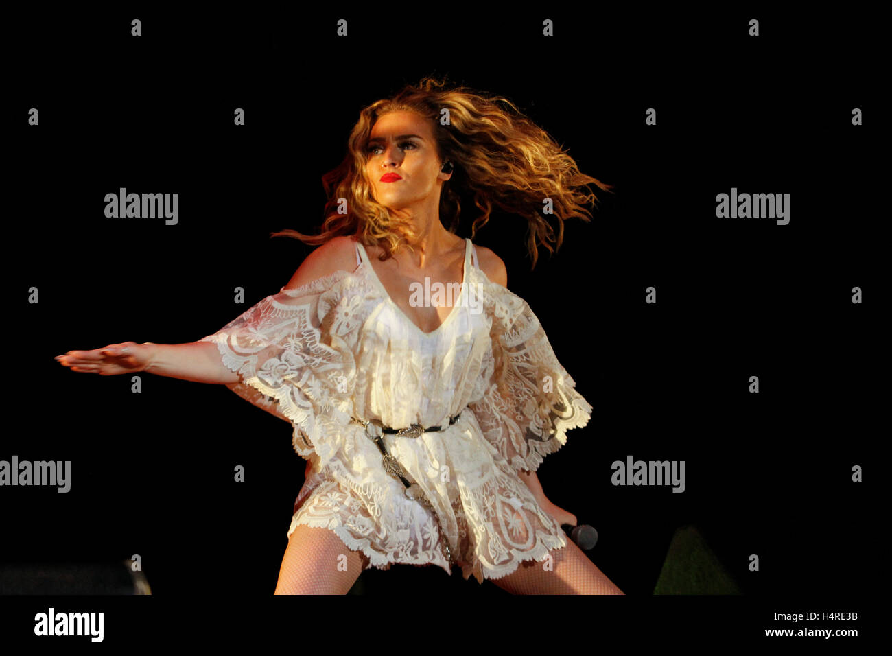 Perrie edwards hi-res stock photography and images - Alamy