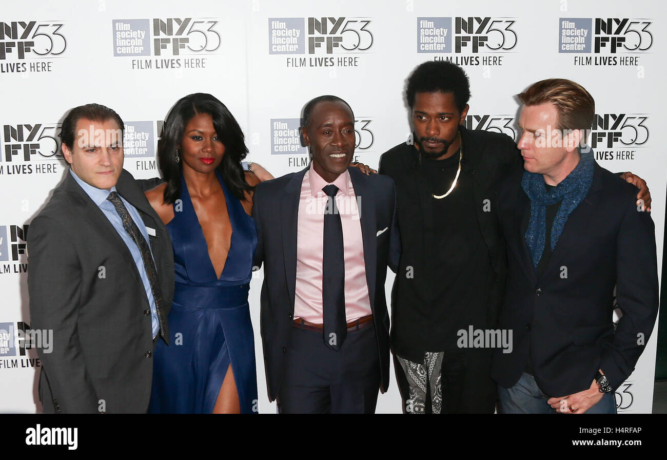 Actress emayatzy corinealdi hi-res stock photography and images - Alamy