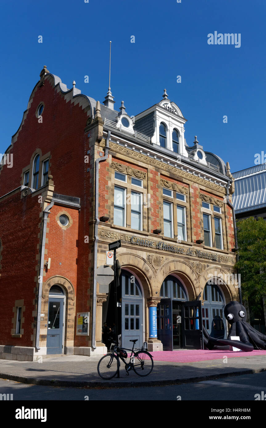 Centre d'histoire de Montreal or Montreal History Center on Place d ...