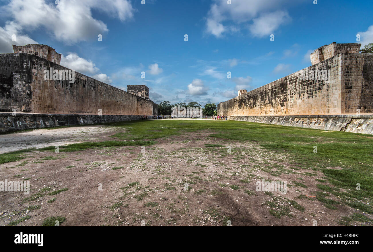 Mayan ballgame hi-res stock photography and images - Alamy