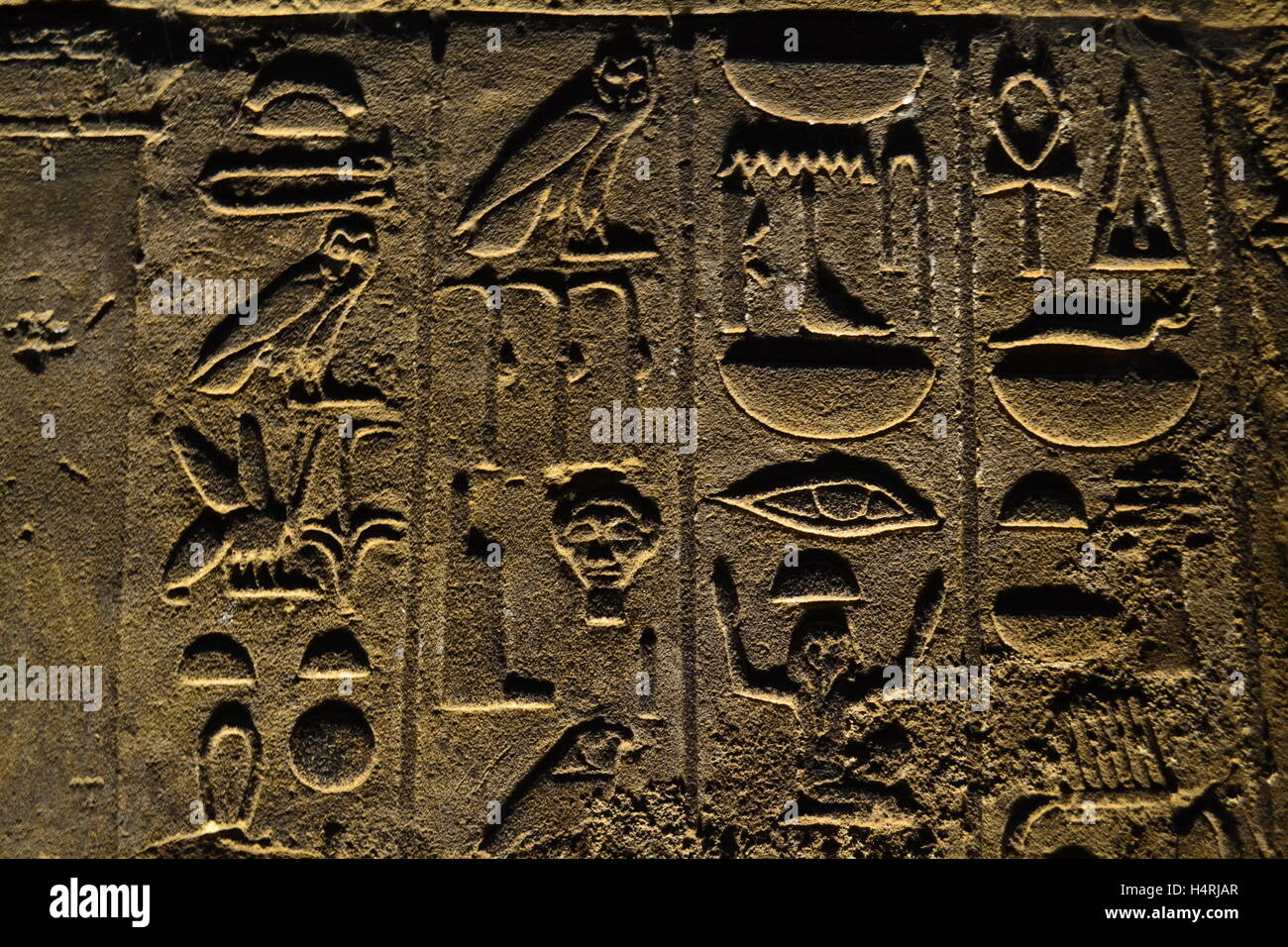 Hieroglyph Symbols Stock Photos & Hieroglyph Symbols Stock Images - Alamy
