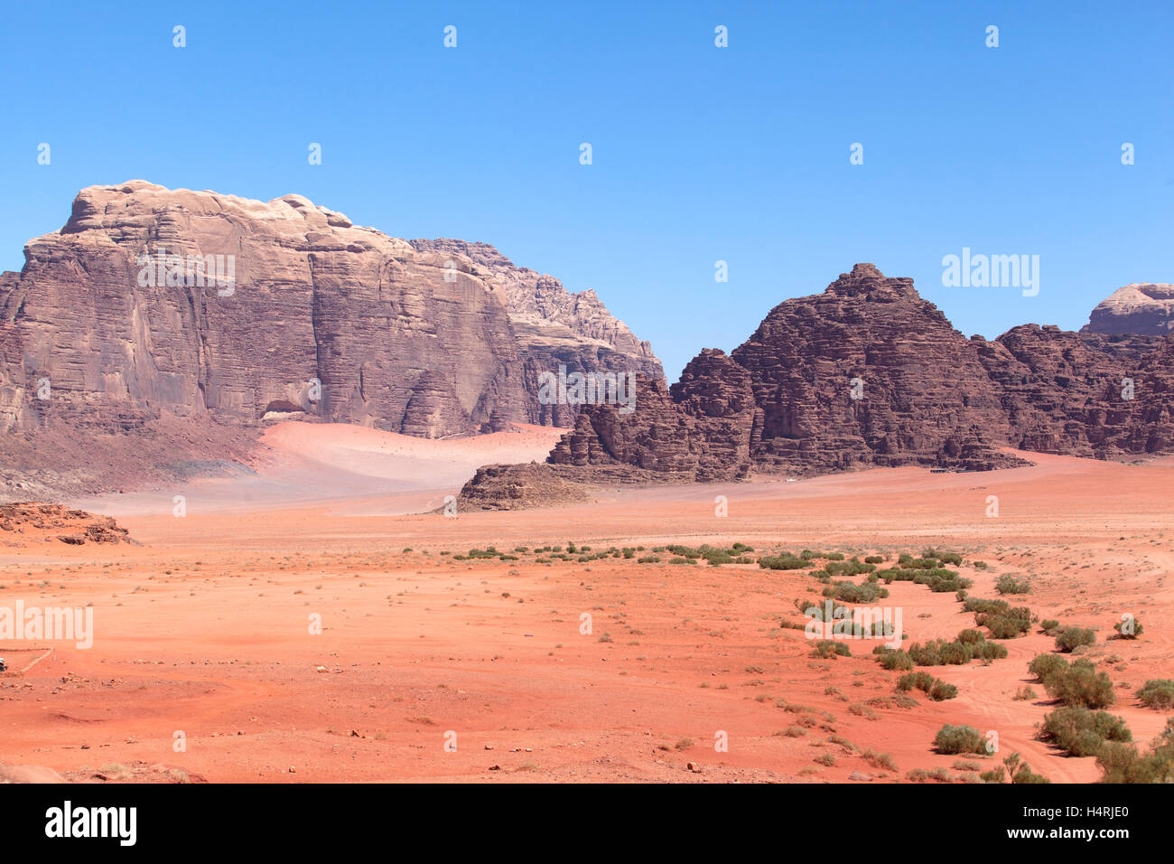 The Wadi Rum desert landscape, Jordan, Middle East Stock Photo - Alamy