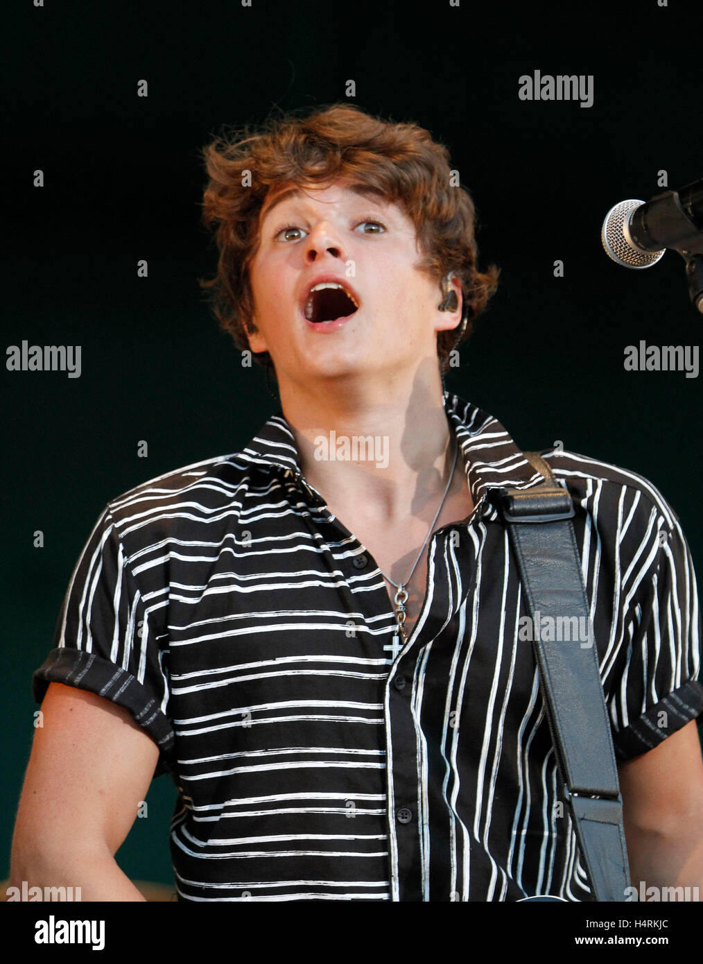 Bradley simpson hi-res stock photography and images - Alamy