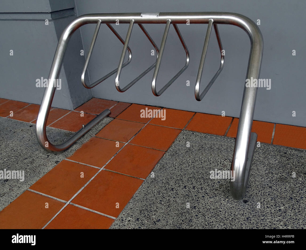 Steel tube bike rack hi-res stock photography and images - Alamy