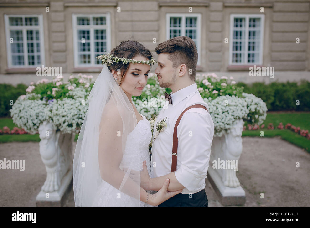 wedding couple HD Stock Photo - Alamy