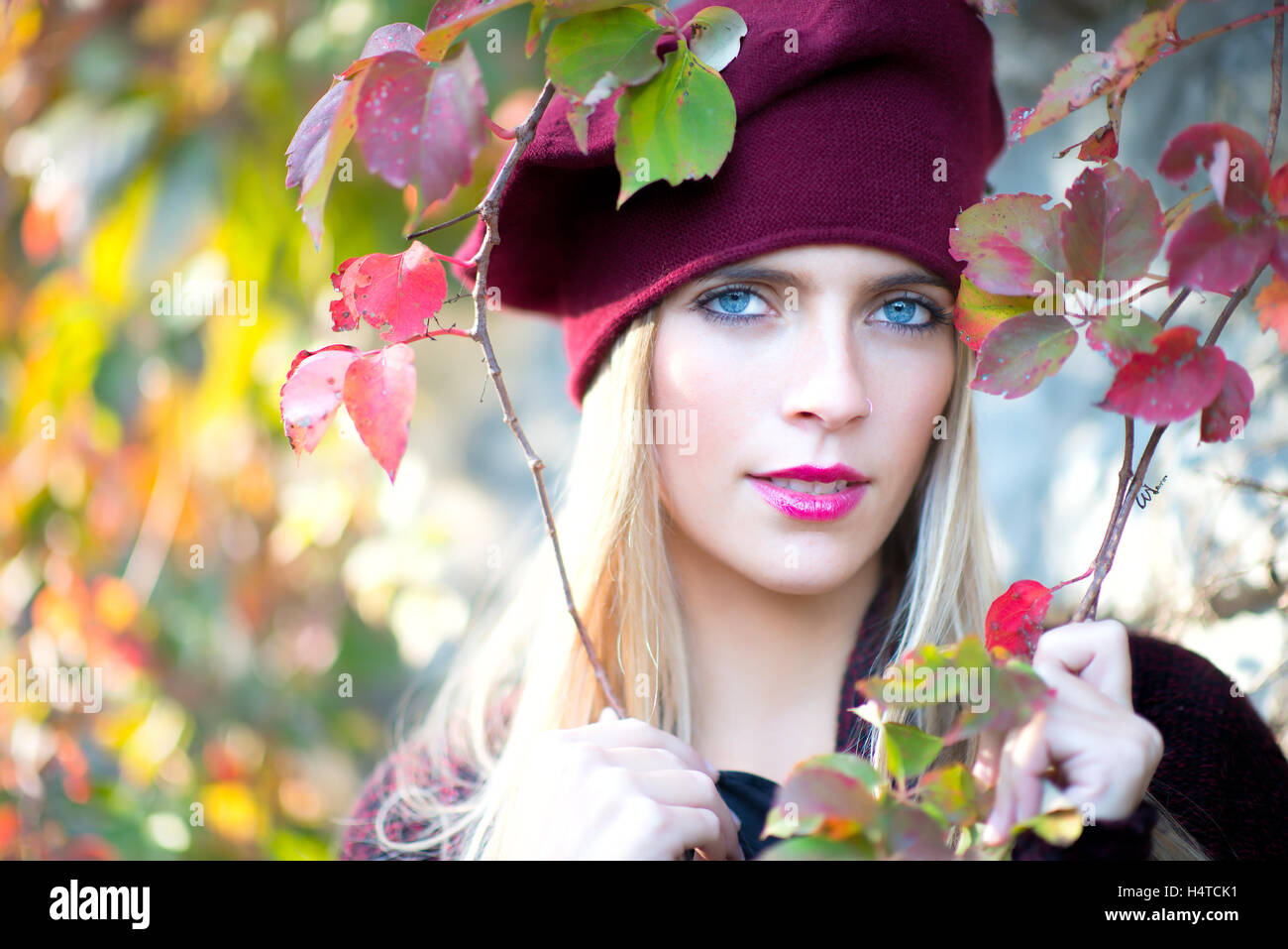 Blond hair blue eyes sweet hi-res stock photography and images - Alamy
