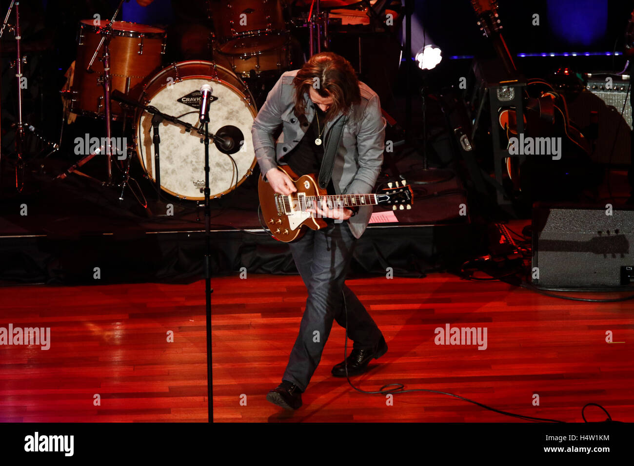 Jonathan Jackson performs at the Nashville for Africa event at the ...
