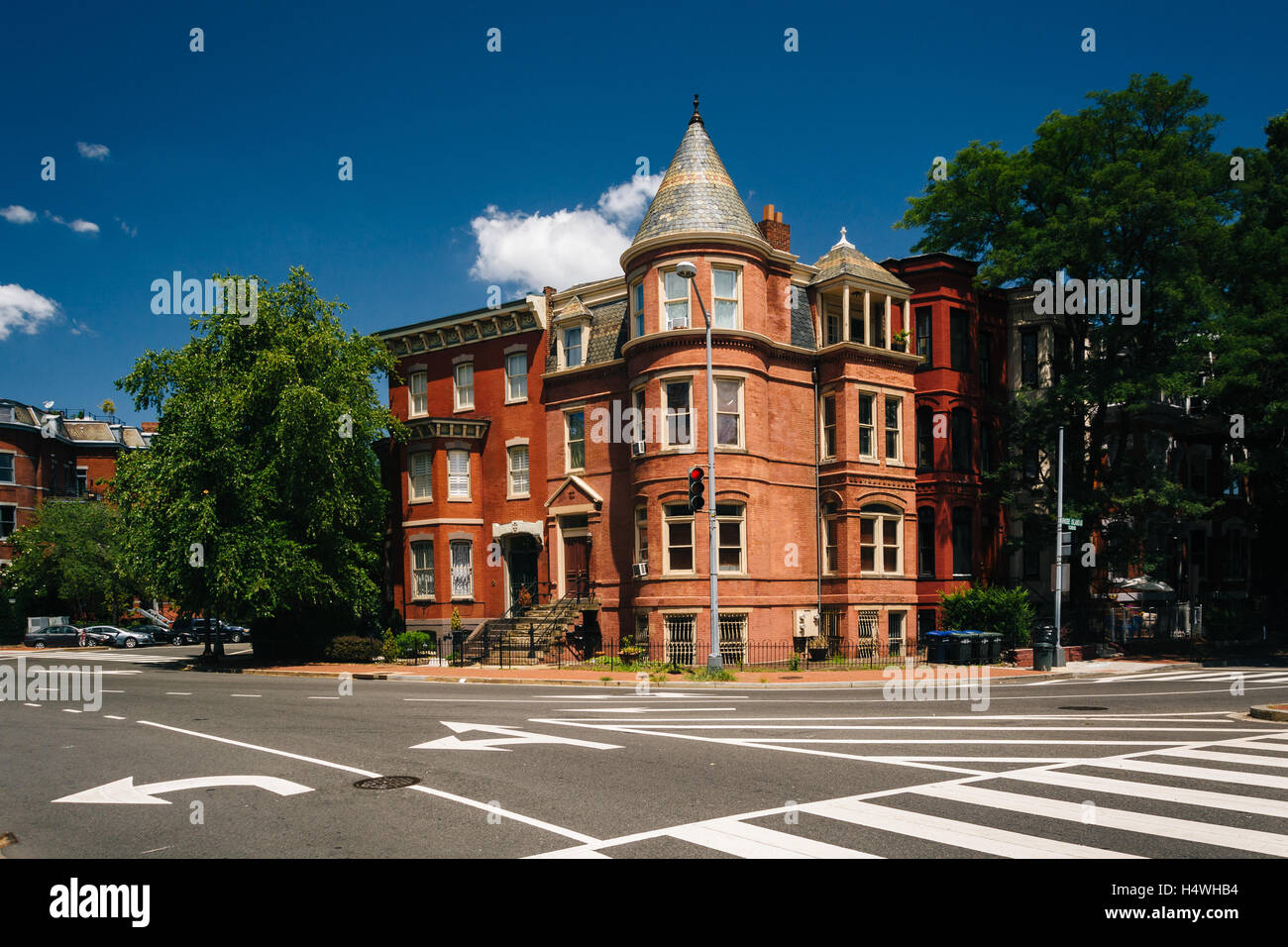 Historic houses at Logan Circle, in Washington, DC Stock Photo - Alamy