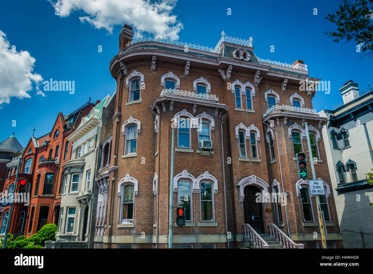 Dc row houses hi-res stock photography and images - Alamy