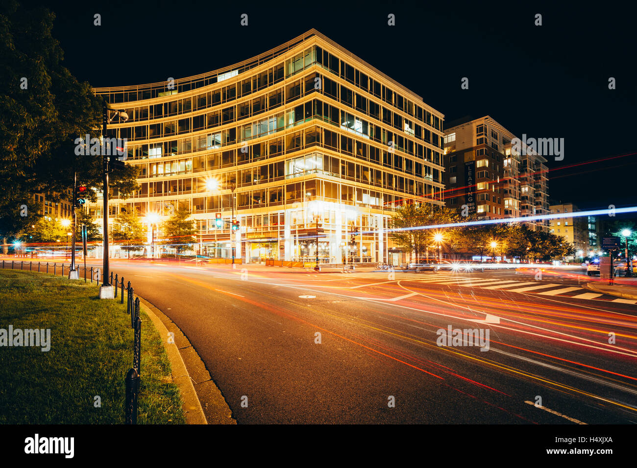 Washington dc traffic circle hi-res stock photography and images - Alamy