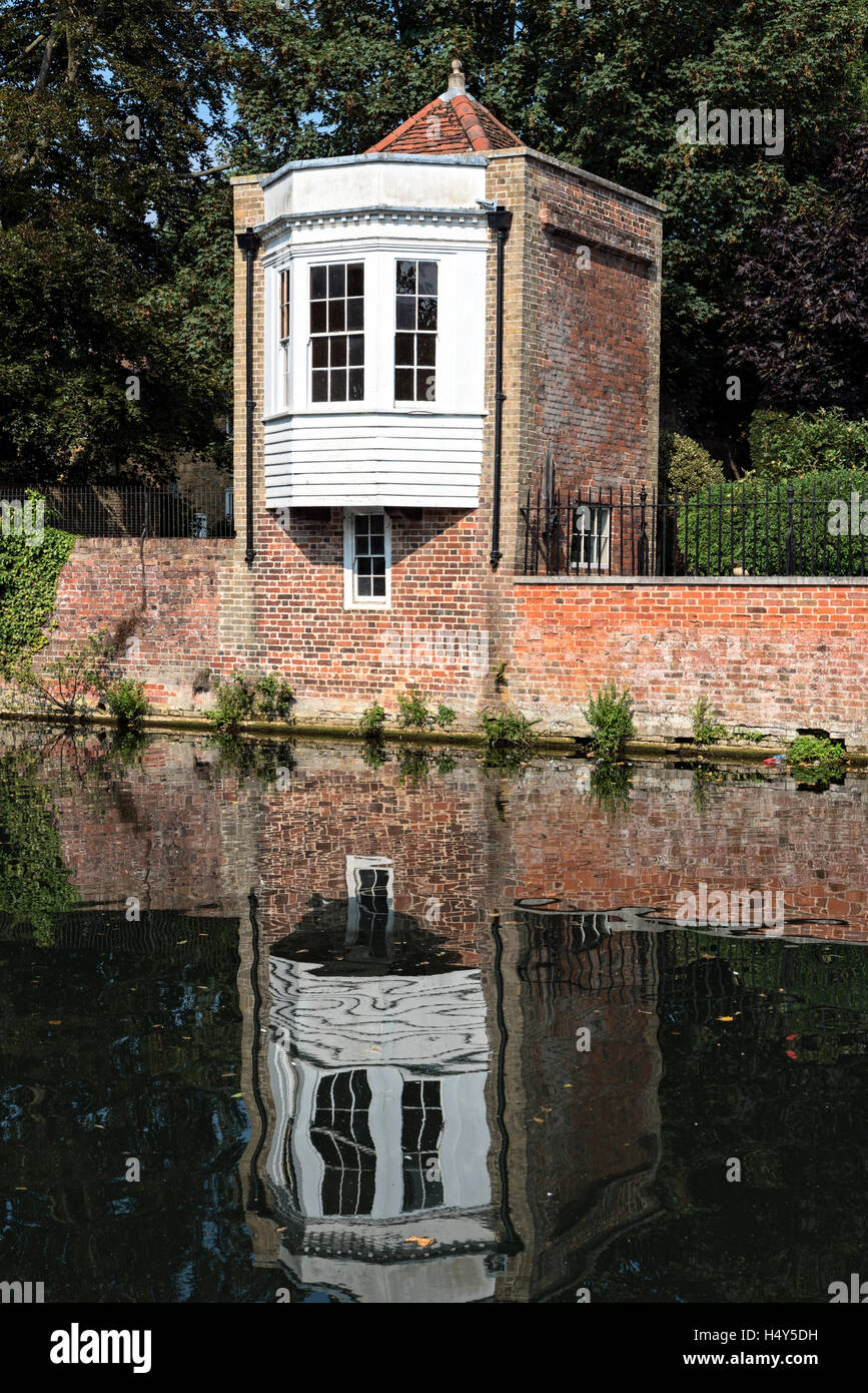 Gazebos overlooking River Lee, Ware, Hertfordshire Stock Photo - Alamy