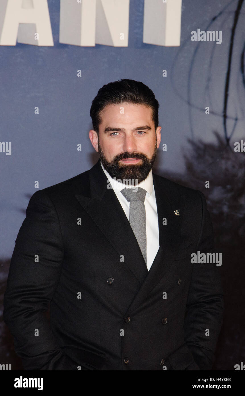 Ant middleton hi-res stock photography and images - Alamy