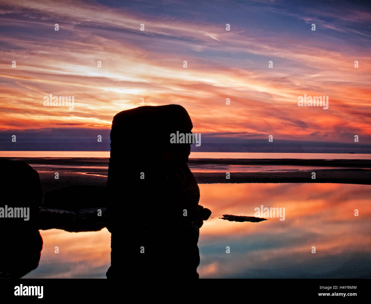 Beach ogre hi-res stock photography and images - Alamy