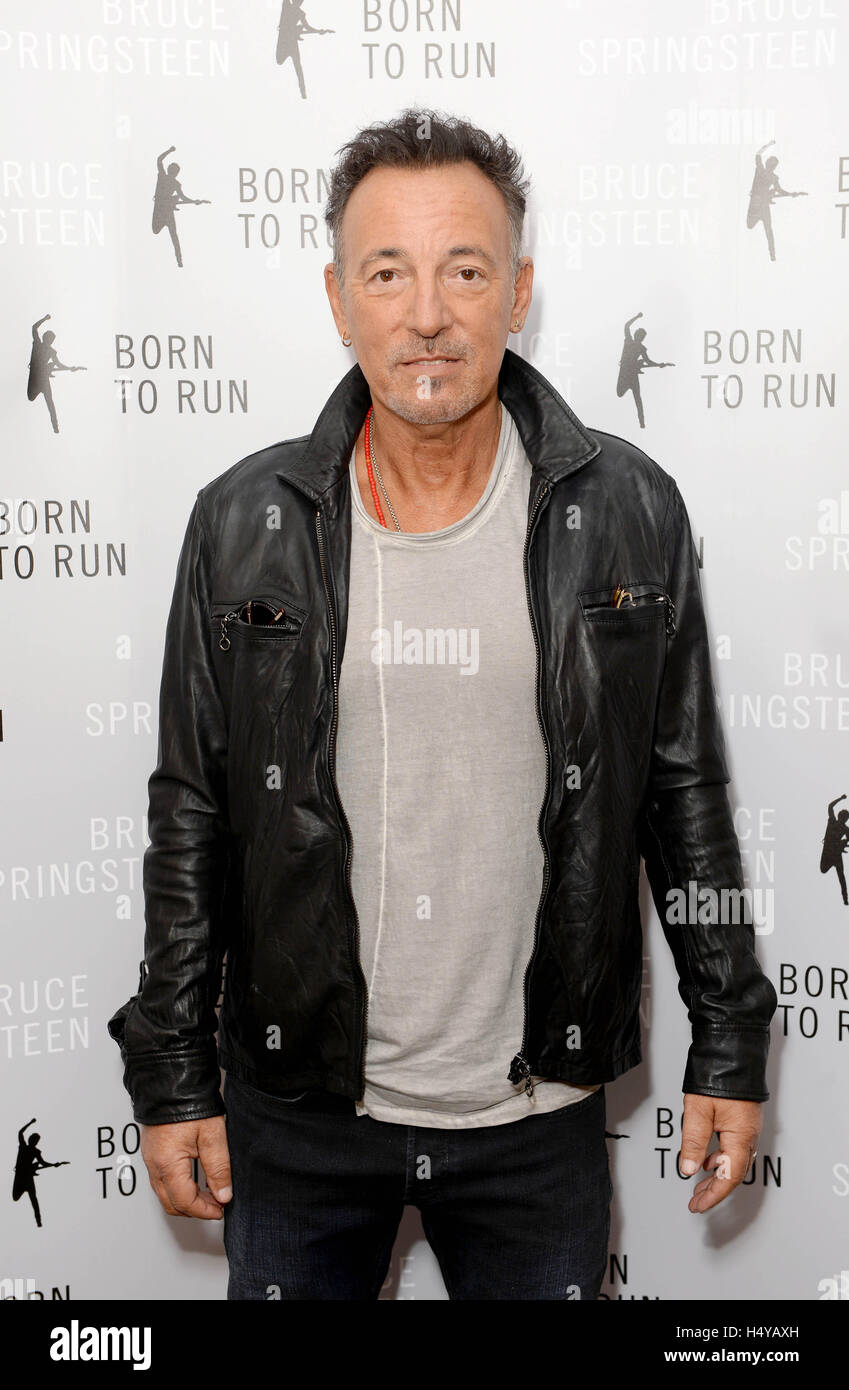 EDITORIAL USE ONLY Bruce Springsteen discusses his autobiography Born ...