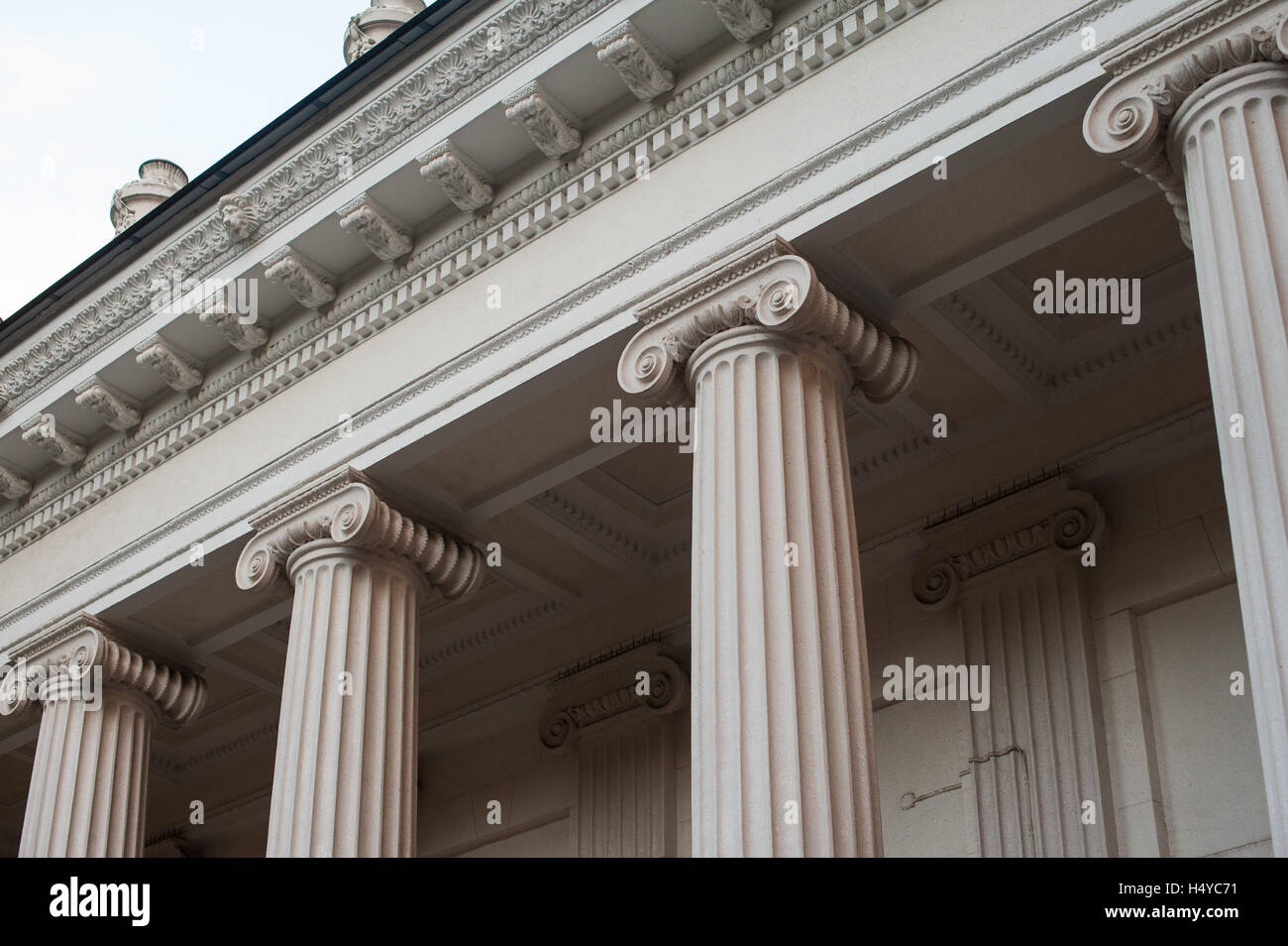 tall white columns of the building facade Stock Photo - Alamy