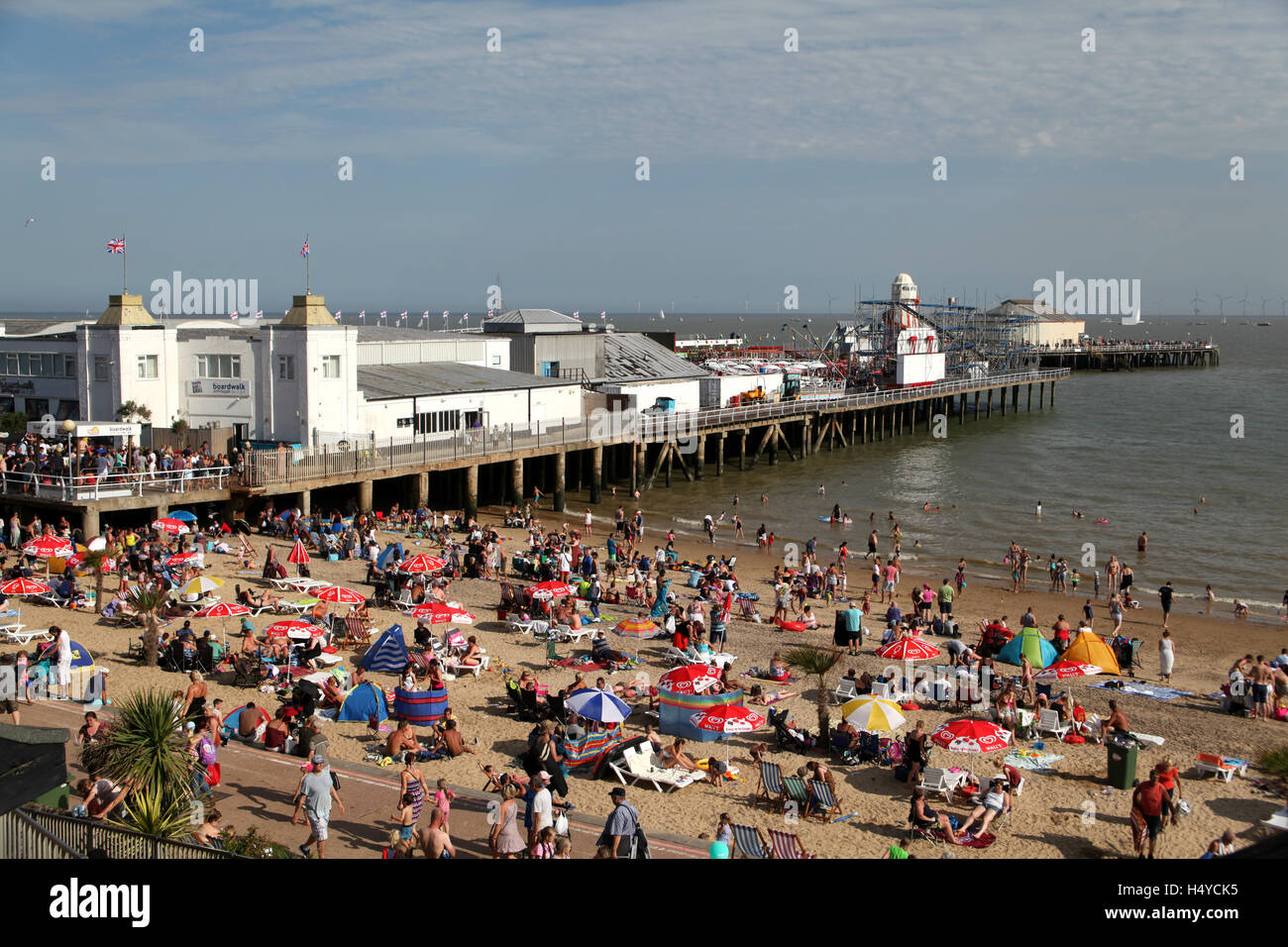 Clacton Pier with beach foreground, Clacton, Essex Stock Photo - Alamy