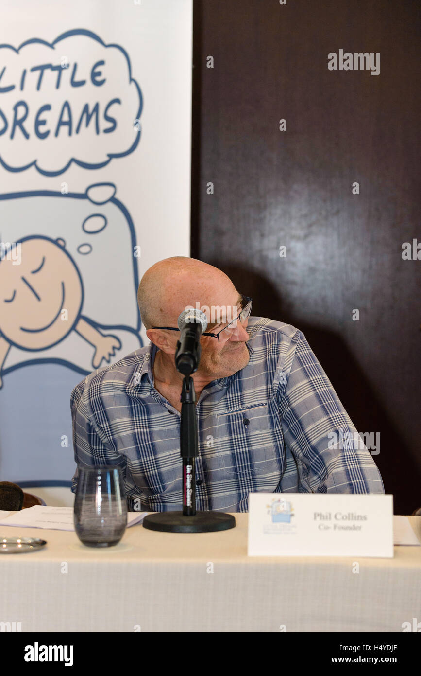 Phil Collins Singer High Resolution Stock Photography and Images - Alamy